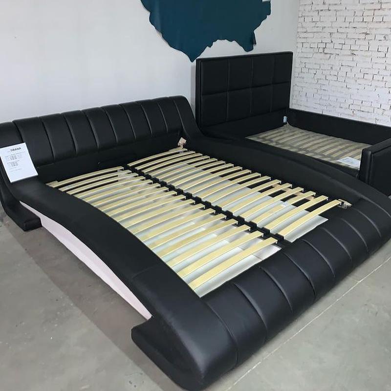 Стильна двоспальне ліжко з підйомним механізмом Tirana — ціна 23275 грн