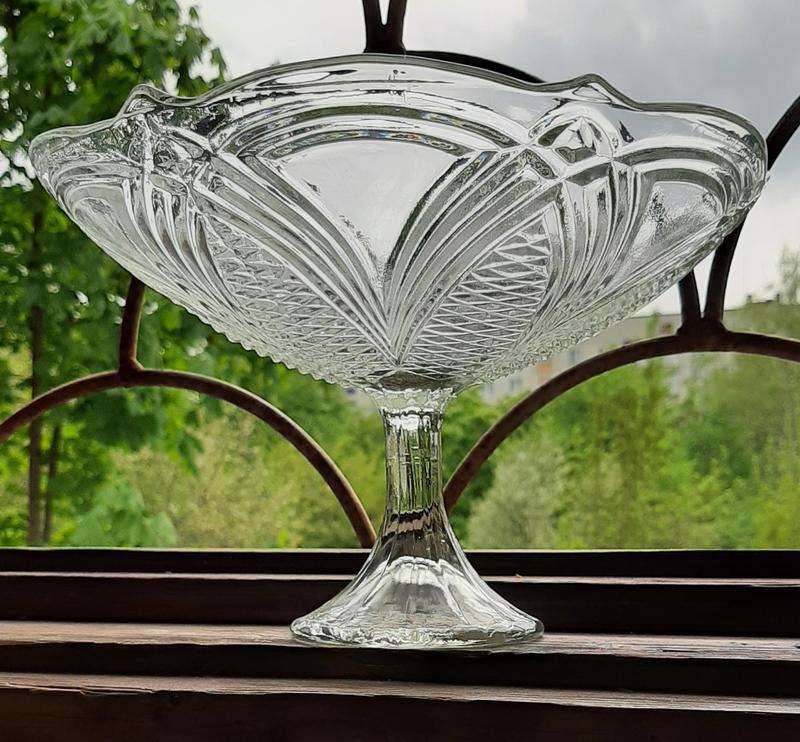 Ваза на ніжці фруктовиця скло — ціна 110 грн у каталозі Фруктовниці Купити товари для дому та