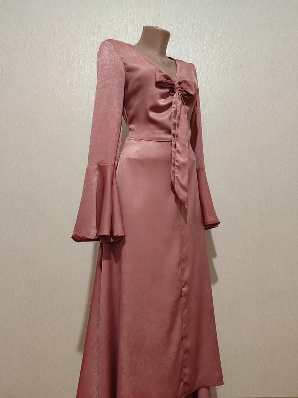 Красива сукня з біркою — ціна 220 грн у каталозі Довгі сукні Купити жіночі речі за доступною