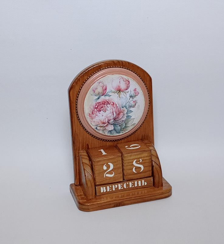 Вічний календар ручної роботи піони — ціна 450 грн у каталозі Сувеніри