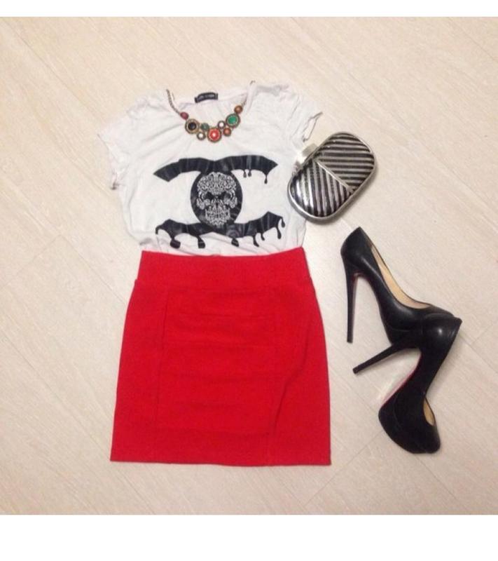 Спідниця — ціна 85 грн у каталозі Міді спідниці Купити жіночі речі за доступною ціною на Шафі