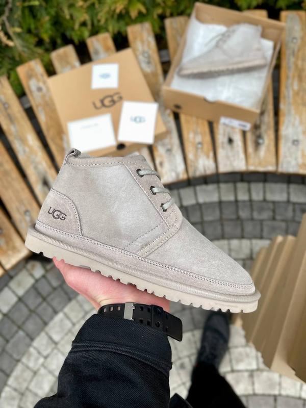 ugg neumel light grey suede 4000 174910500 UGG Kids Stiefel aus Wildleder Braun