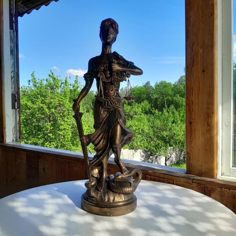 Продам статуэтку — ціна 700 грн у каталозі Статуетки Купити товари для дому та побуту за