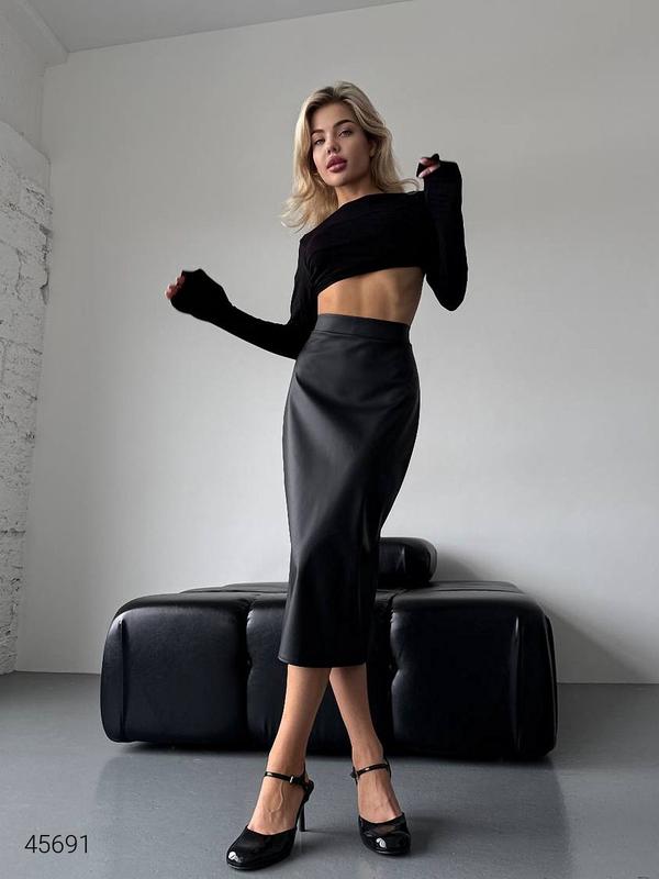 Шкіряна спідниця — ціна 850 грн у каталозі Міді спідниці Купити жіночі речі за доступною ціною