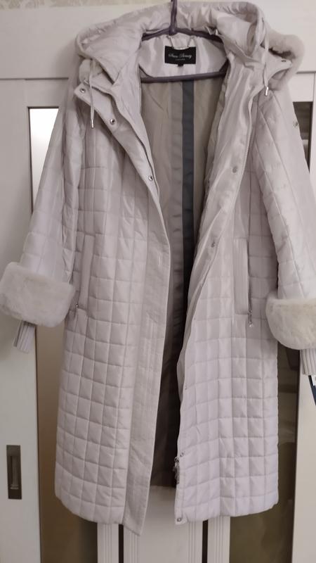 Жіноче пальто — ціна 3000 грн у каталозі Пальто Купити жіночі речі за доступною ціною на Шафі