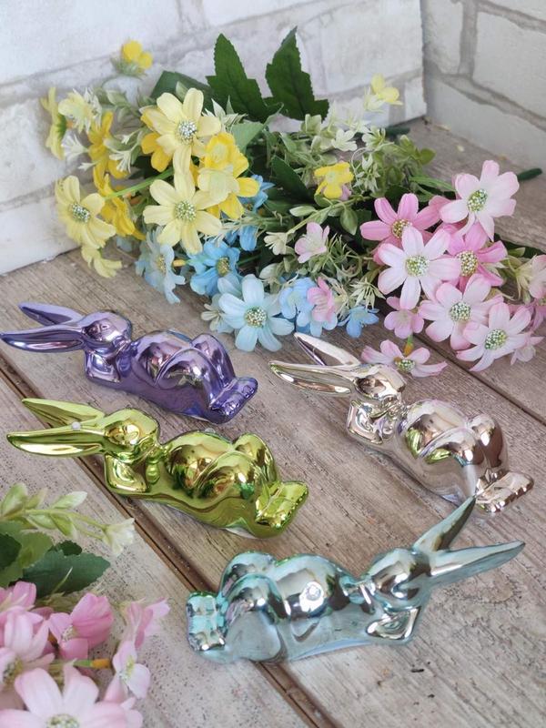 Статуетка керамічна зайчик відпочиває H 4х14 см — ціна 65 грн у каталозі Статуетки Купити