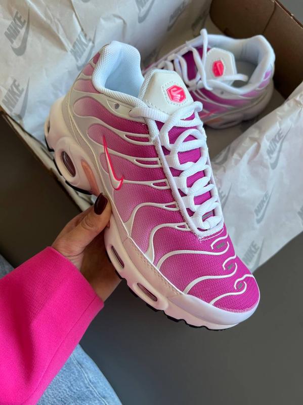 Nike air max tn plus hot pink — ціна 2450 грн у каталозі Кросівки ...