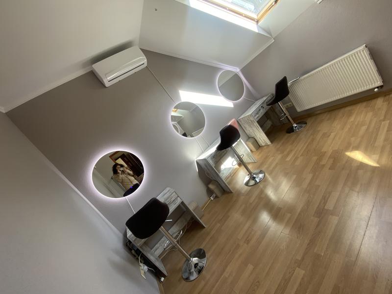 Стіл для макіяжу — ціна 2100 грн у каталозі Столи Купити товари для дому та побуту за доступною