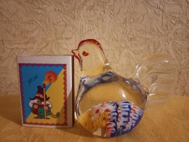 Німецька статуетка курочки зі скла — ціна 300 грн у каталозі Статуетки Купити товари для дому