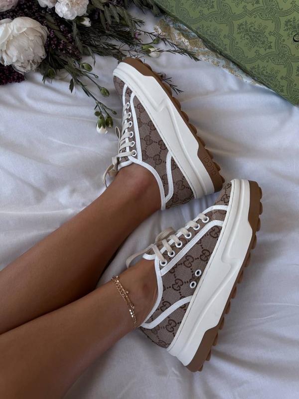 Кеди — ціна 5300 грн у каталозі Кеди Купити жіночі речі за доступною ціною на Шафі Україна