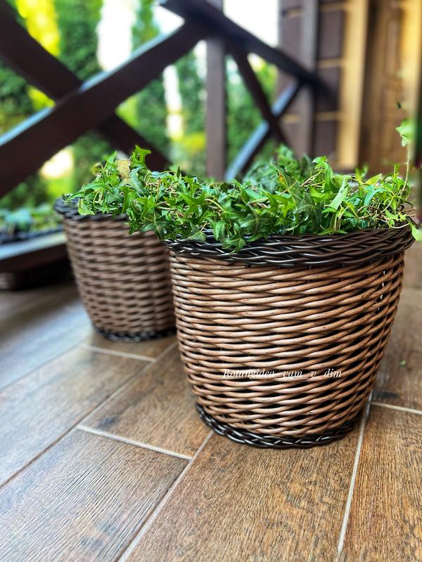 Кашпо зі штучного ротангу обєм 10 літрів — ціна 700 грн у каталозі