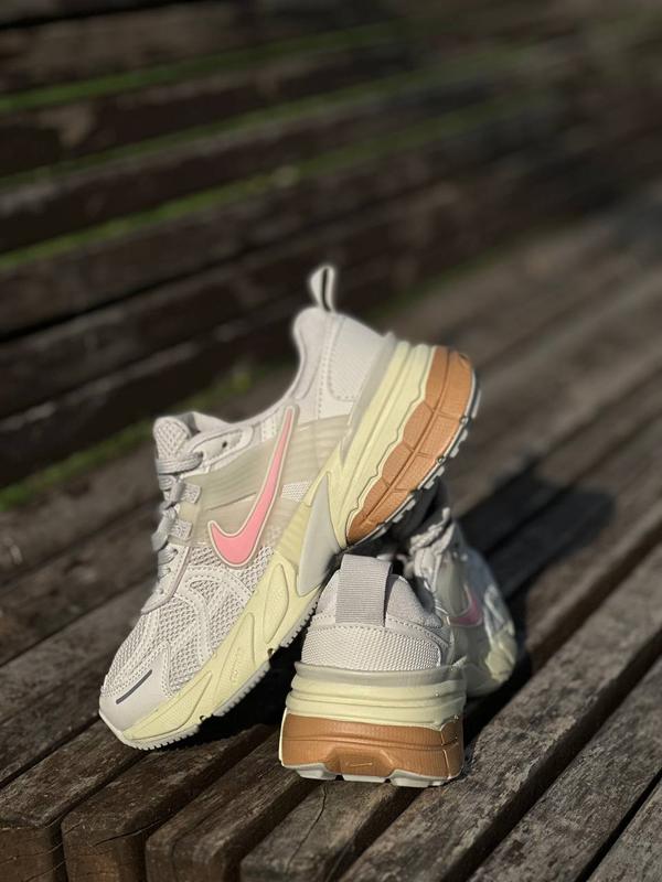 Nike runtekk beige pink — ціна 2400 грн у каталозі Кросівки Купити ...