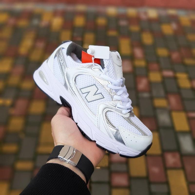 Зимові жіночі кросівки на хутрі new balance 530 білі з сірим теплі ...