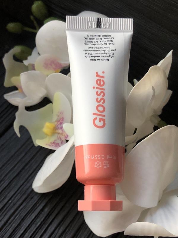 Кремові надлегкі румʼяна glossier cloud paint gel cream blush puff ...