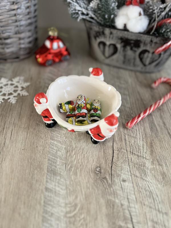 Новорічна тарілочка з сантами — ціна 300 грн у каталозі Тарілки Купити товари для дому та побуту