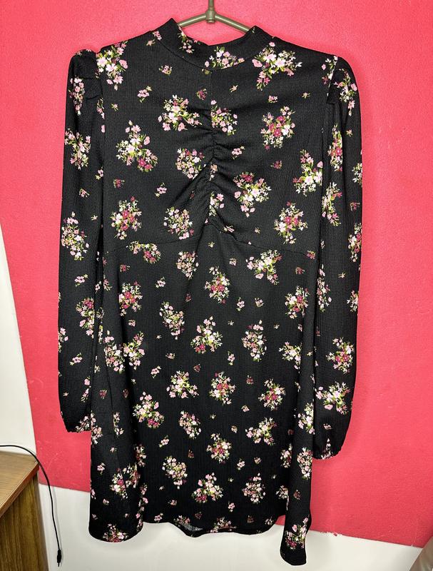 Сукня — ціна 270 грн у каталозі Короткі сукні Купити жіночі речі за доступною ціною на Шафі