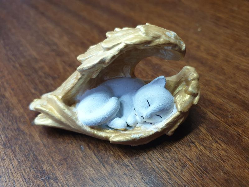 Фігурка котика з крилами — ціна 330 грн у каталозі Статуетки Купити товари для дому та побуту за