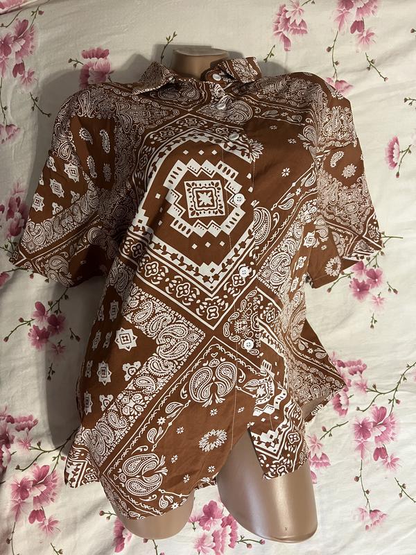 Блузка — цена 15 грн в каталоге Блузы Купить женские вещи по доступной цене на Шафе Украина