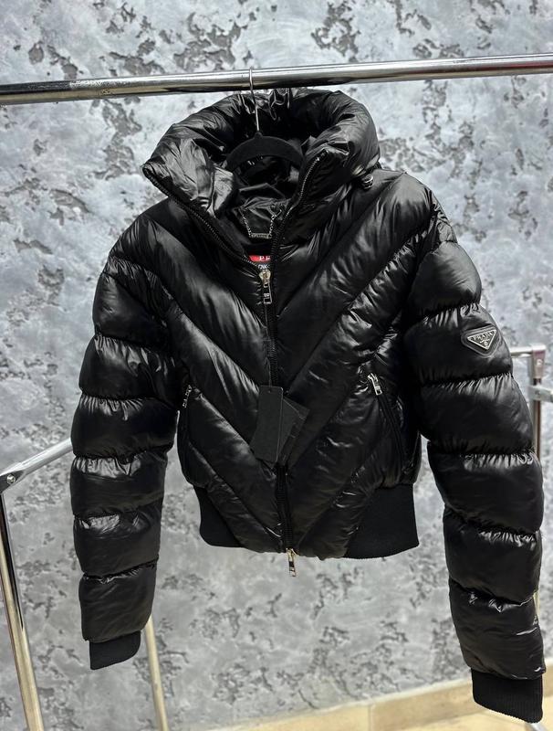 Жіноча куртка Prada — ціна 4800 грн у каталозі Куртки Купити жіночі речі за доступною ціною на