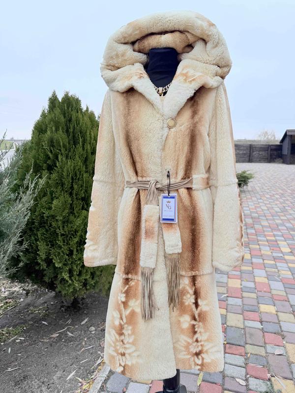 Шикарна норкова шубка фасон халат з великим капюшоном кобра стрижена норочка греція