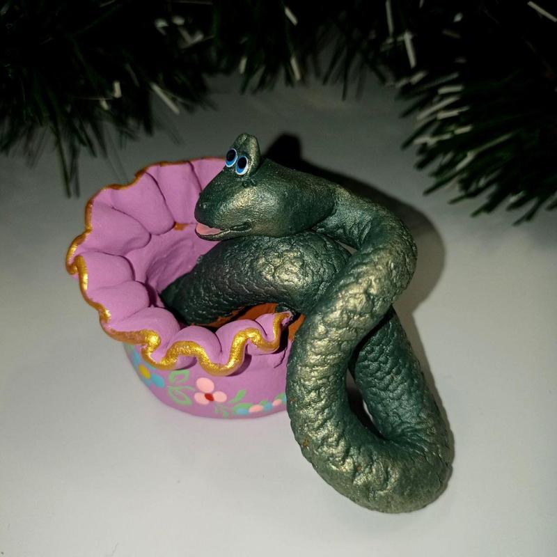 Статуетка змія в мішечку символ 2025 року ручна работа новорічний подарунок подарунок — ціна 150