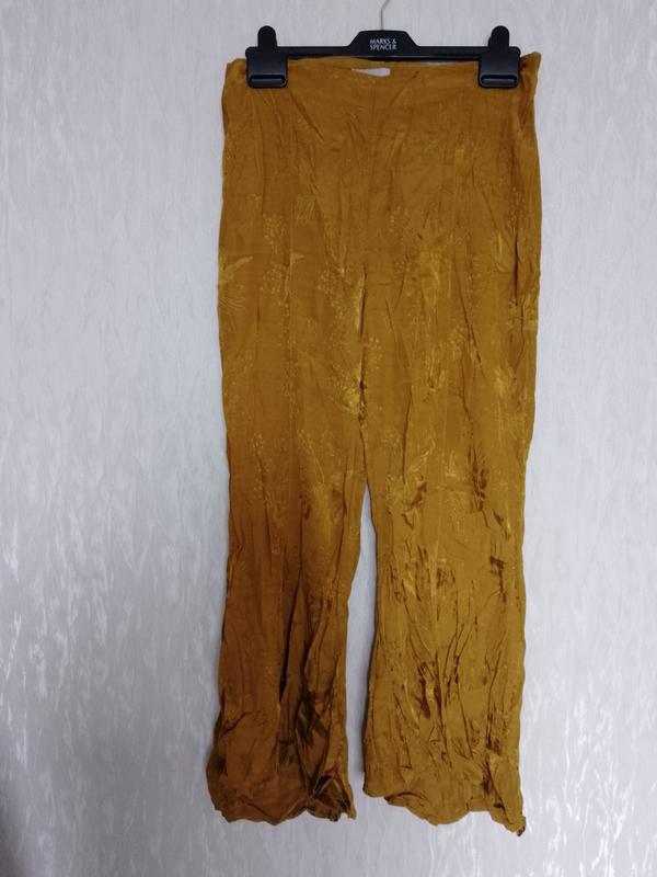 Фірмові красиві штани — ціна 255 грн у каталозі Брюки Купити жіночі речі за доступною ціною на