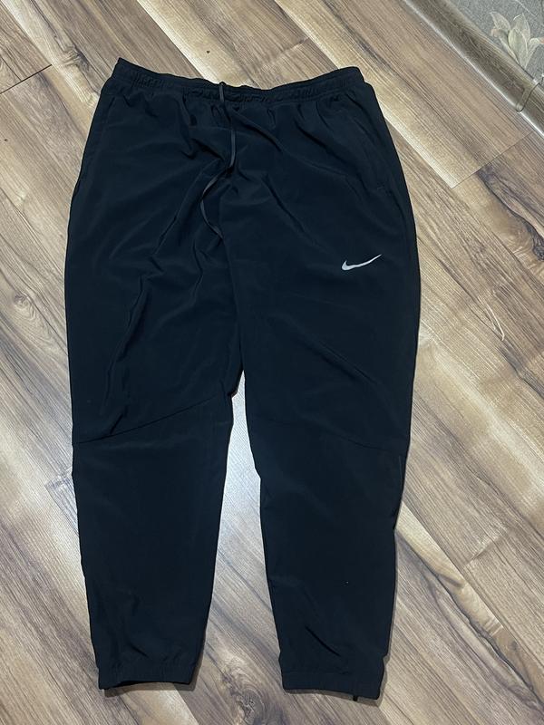 Нейлоновые брюки nike — цена 599 грн в каталоге Спортивные штаны Купить ...