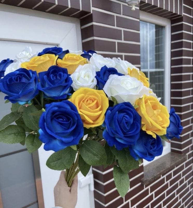 Розы красивые как живые — цена 90 грн в каталоге Искусственные цветы Купить товары для дома и