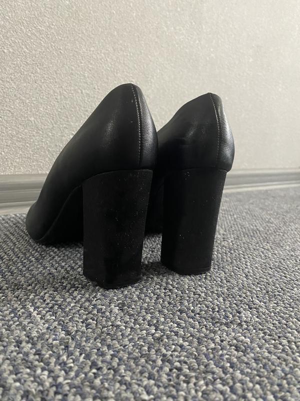 Класичні туфлі — ціна 350 грн у каталозі Туфлі Купити жіночі речі за доступною ціною на Шафі