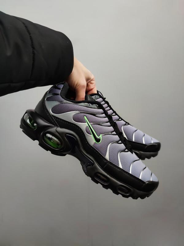 Кроссовки найк тн серые nike tn black grey, мужественные кроссовки найк ...