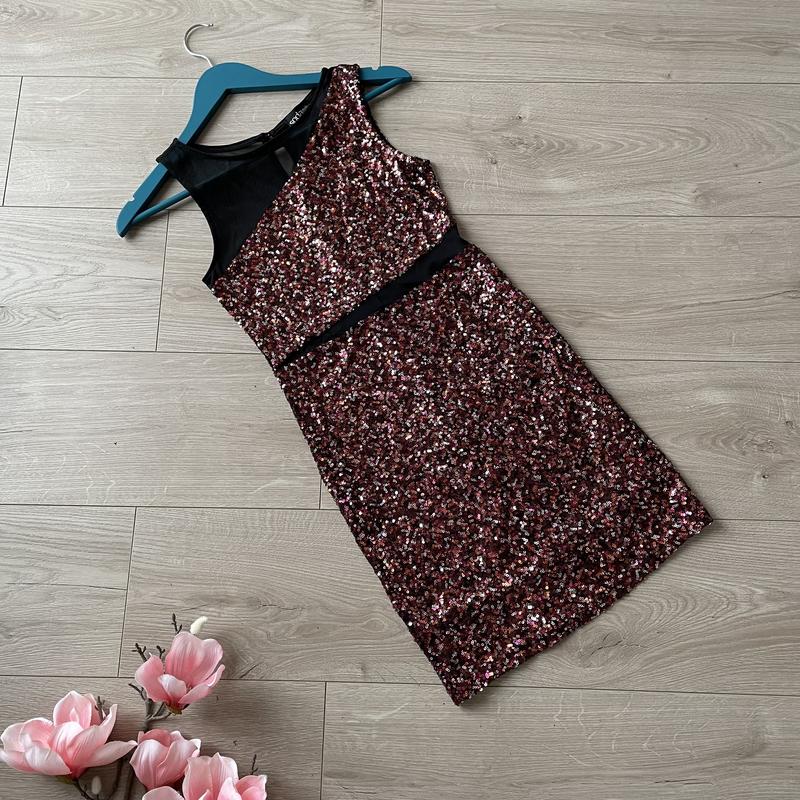 Нарядное платье — цена 261 грн в каталоге Платья миди Купить женские вещи по доступной цене на