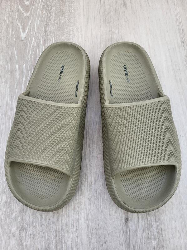 Шлепанцы — цена 800 грн в каталоге Шлепанцы Купить женские вещи по доступной цене на Шафе