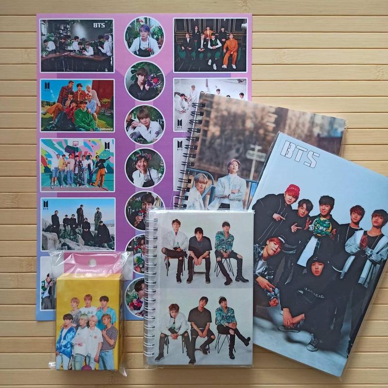 Набір Bts стікерпак скетчбук зошит блокнот ломо карти — ціна