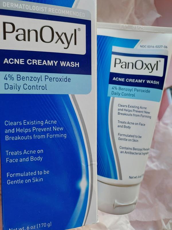 Acne creamy wash review store