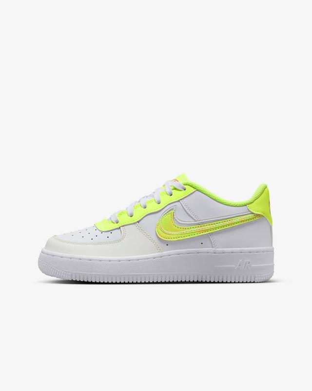 Женские кроссовки nike air force 1 lv8 — цена 3899 грн в каталоге ...