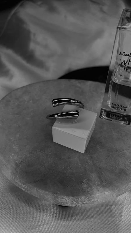 Колечко — ціна 100 грн у каталозі Кільця і персні Купити аксесуари за доступною ціною на Шафі