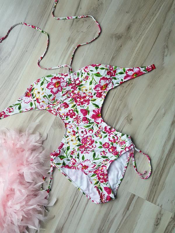 Купальник суцільний білий — ціна 200 грн у каталозі Купальники Купити жіночі речі за доступною