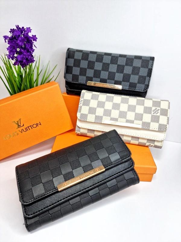 Гаманець жіночій — ціна 690 грн у каталозі Гаманці Купити аксесуари за доступною ціною на Шафі