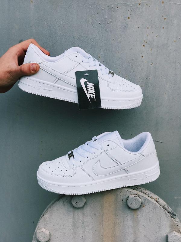 Nike air force 1 classic white женские кроссовки найк форсы топ ...