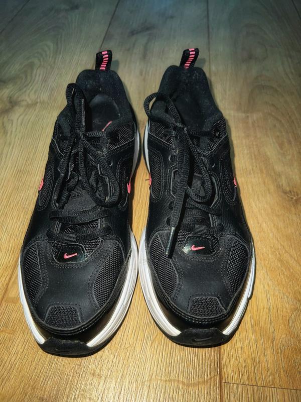 Кросівки Nike Sport — ціна 1050 грн у каталозі Кросівки Купити жіночі речі за доступною ціною на