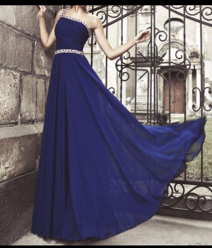 Випускне плаття — ціна 2000 грн у каталозі Вечірні сукні Купити жіночі речі за доступною ціною