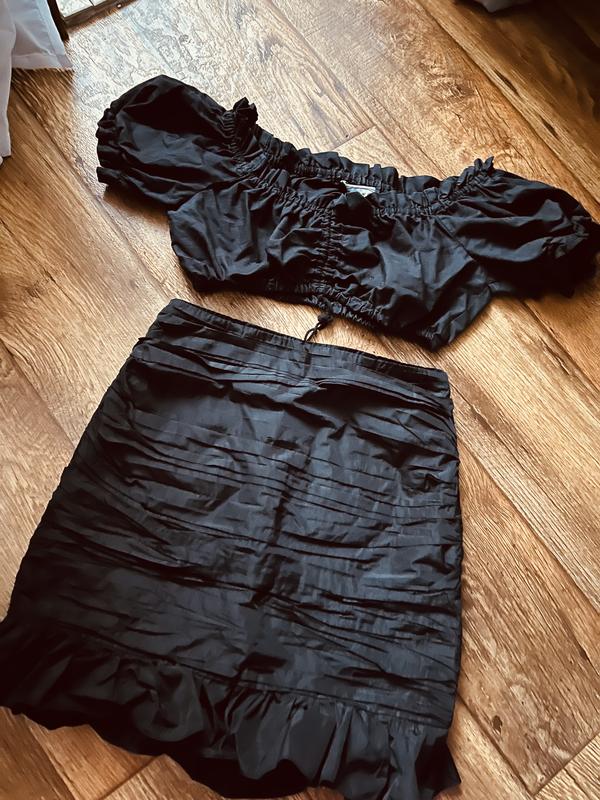 Костюм — ціна 300 грн у каталозі Костюми зі спідницею Купити жіночі речі за доступною ціною на