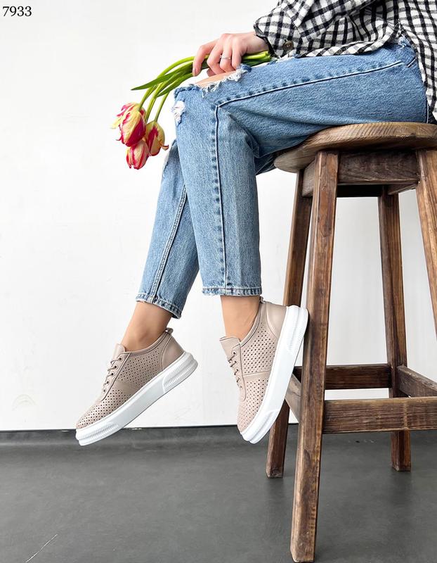 Шкіряні кеди перфорація — ціна 1790 грн у каталозі Кеди Купити жіночі речі за доступною ціною на