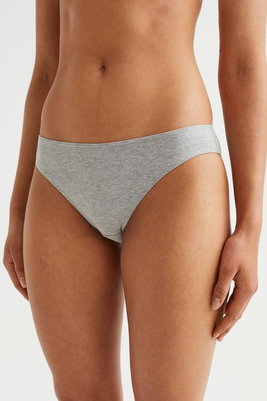 Трусики-сліп бавовняні для жінки h&m 0803969 38 / m сірий 75166 — ціна 95 грн у каталозі Трусики ...