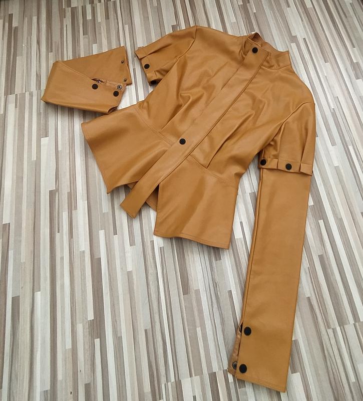 Куртка безрукавка трансформер екошкіра — ціна 670 грн у каталозі Жилетки Купити жіночі речі за