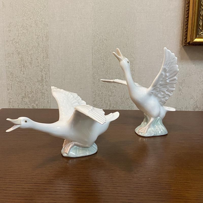 2 фарфоровые статуэтки Lladro взлетающие гуси — цена 2500 грн в