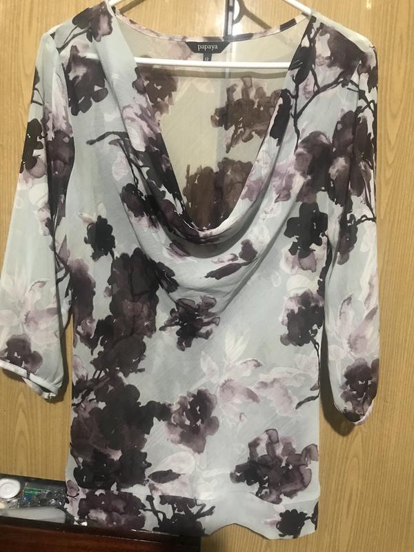 Блуза жіноча — ціна 50 грн у каталозі Блузи Купити жіночі речі за доступною ціною на Шафі