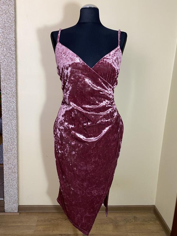 Бархатна сукня міді на запах — ціна 126 грн у каталозі Сукні міді Купити жіночі речі за