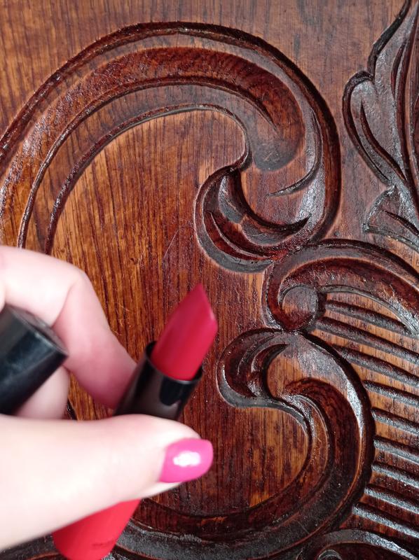 Помада — цена 50 грн в каталоге Помада для губ Купить товары для красоты и здоровья по доступной