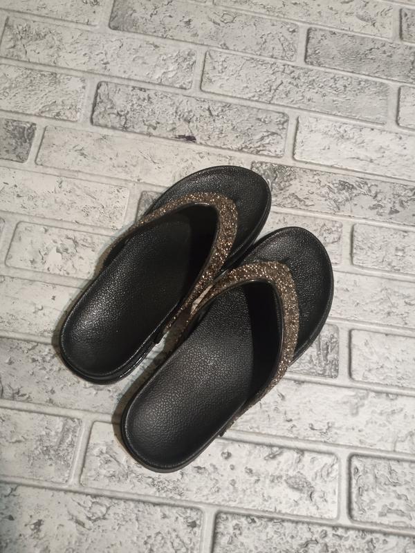 Удобные шлепанцы — цена 200 грн в каталоге Шлепанцы Купить женские вещи по доступной цене на